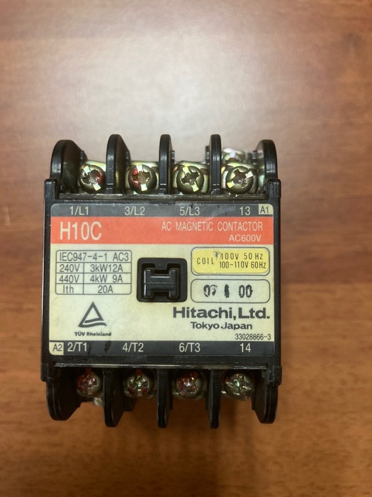 Hitachi AC Magnetic Contactor H10C 600 VAC