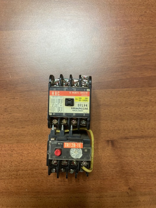 Hitachi AC Magnetic Contactor H8C 600 VAC + Thermal overload relay 2,8-4,4A