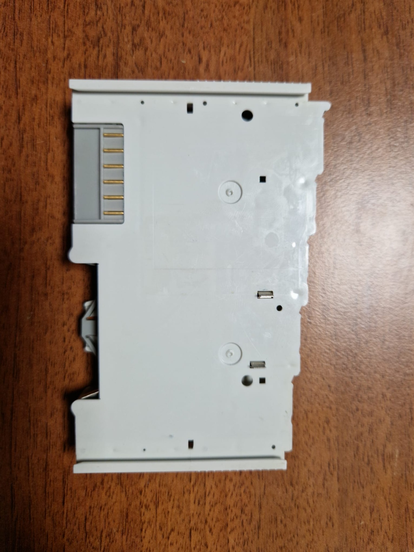 BECKHOFF KL9187 - Potential Distribution Terminal, 8 x 0 V max. 10A / s ...