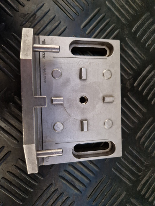 Hirschmann upínací systém 4000 - H4000M-Clamper (manuálny)